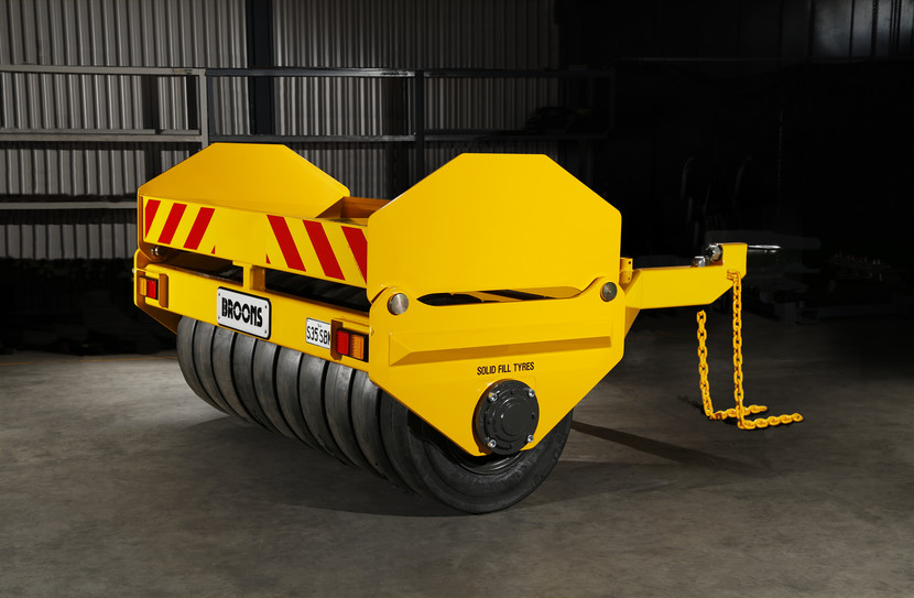 eTyre Roller - Broons - The Crushing & Compaction Specialist